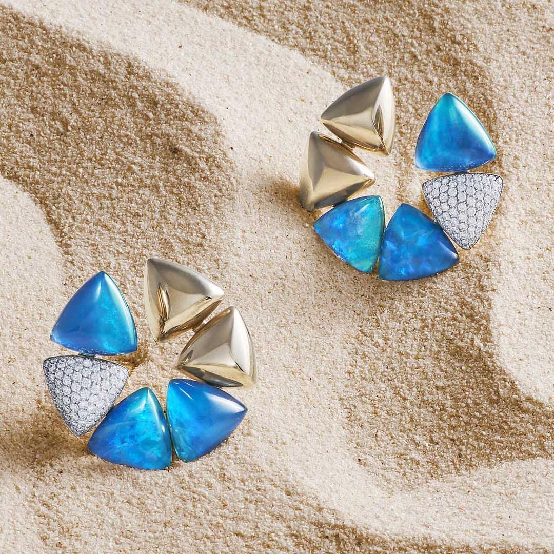 Vhernier Freccia earrings in rose gold with imperial opal,
