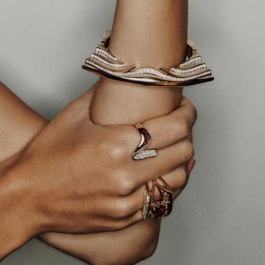 Discover the contemporary glamor of Dries Criel jewels | The Jewellery ...