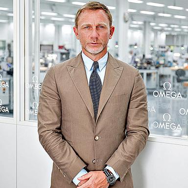 Daniel Craig at Omega manufacture wearing the Omega