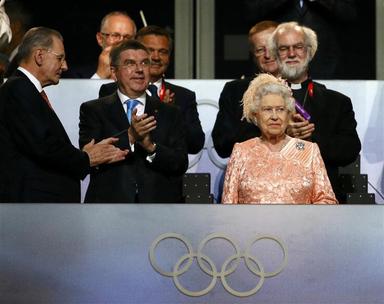 The Queen's jewels at Olympic Opening Ceremony | The Jewellery Editor