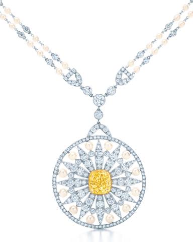 Legendary Diamonds Collection goes on show alongside an exhibition of ...