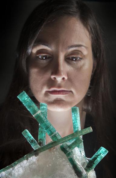 Two extraordinary emeralds are set to draw the crowds at the Cheapside ...