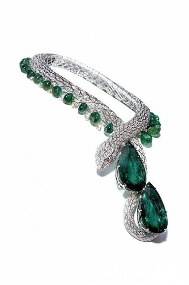 Lavish new book Emerald is a definitive guide to the vivid green gem ...