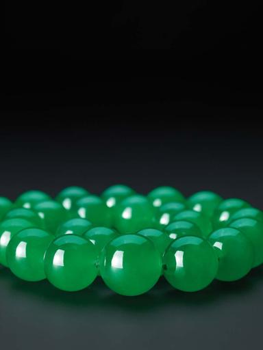 Barbara Hutton jadeite necklace takes pride of place in the esteemed ...
