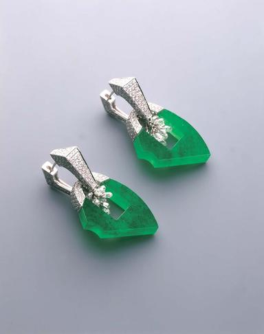 Jadeite jewellery: the transluscent gem that is revered in Chinese ...
