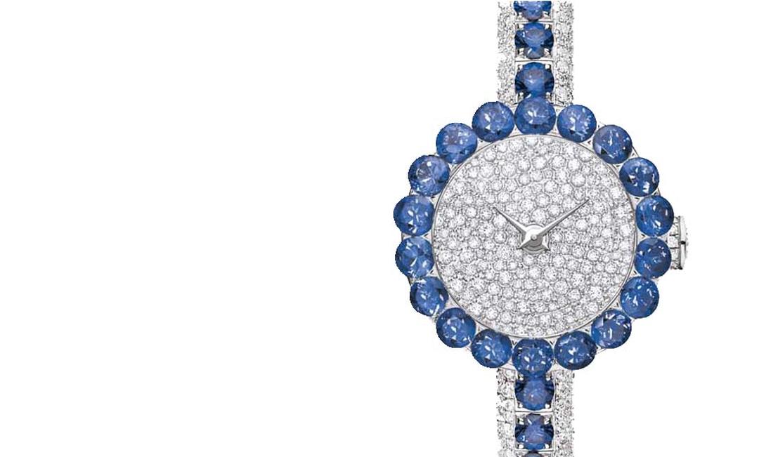 Blue sapphires grace the contours of these exquisite high jewellery ...