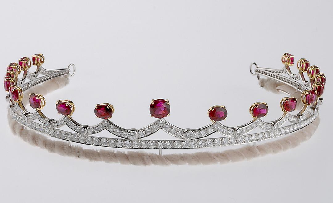 Enter the virtual tiara | The Jewellery Editor
